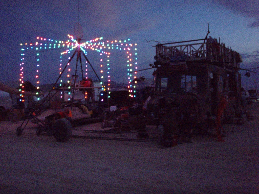 Post Nuclear Family » P9022184